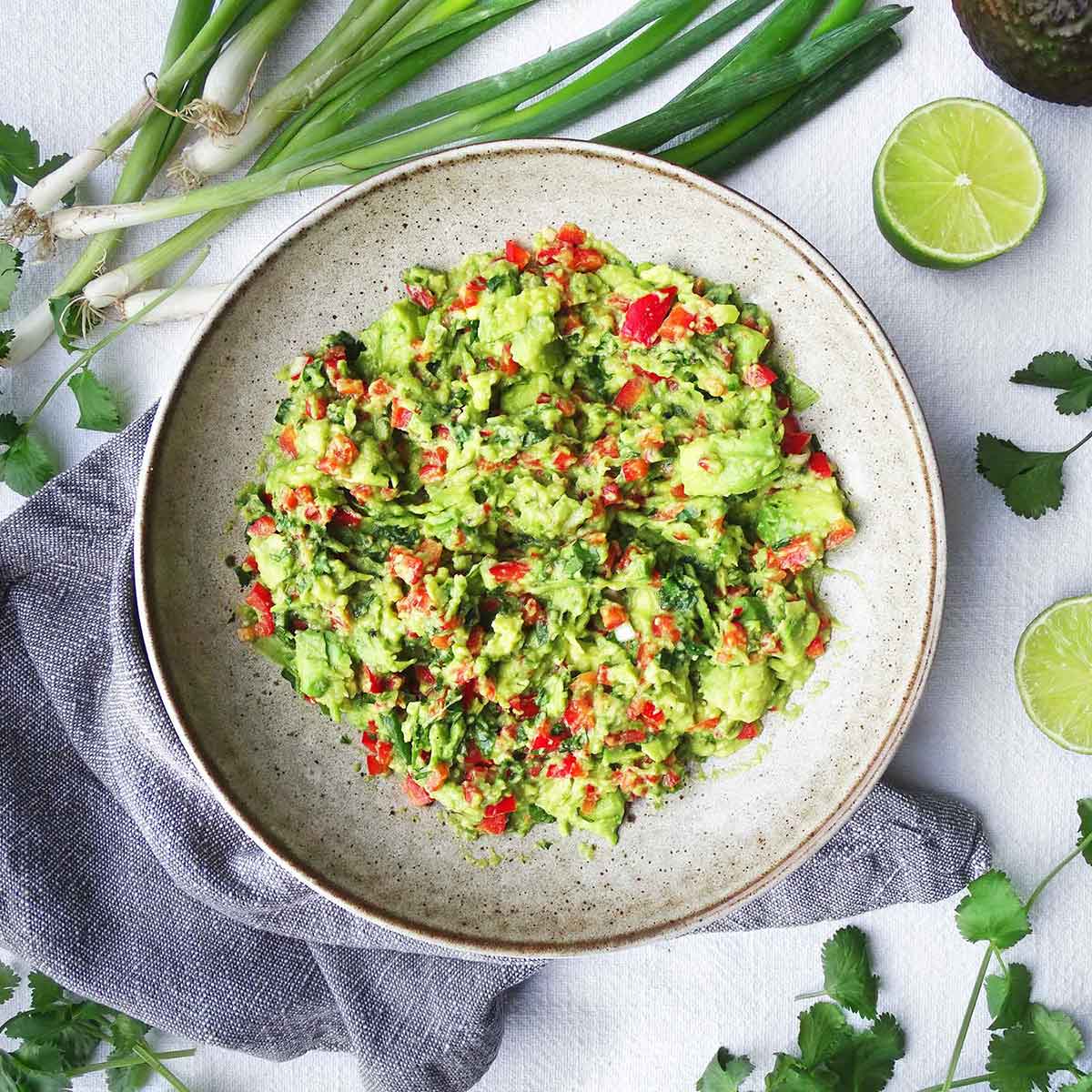 Quick and Easy Chunky Guacamole - Anti Candida Kitchen