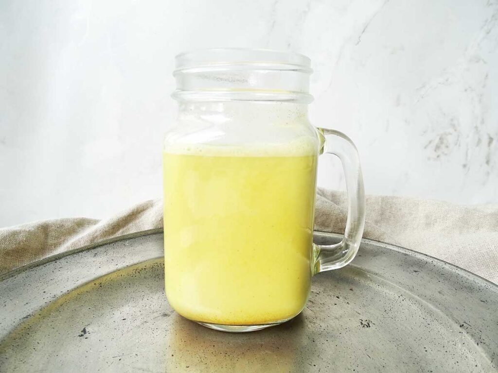 Happy Hormone Spiced Turmeric Latte - Anti Candida Kitchen